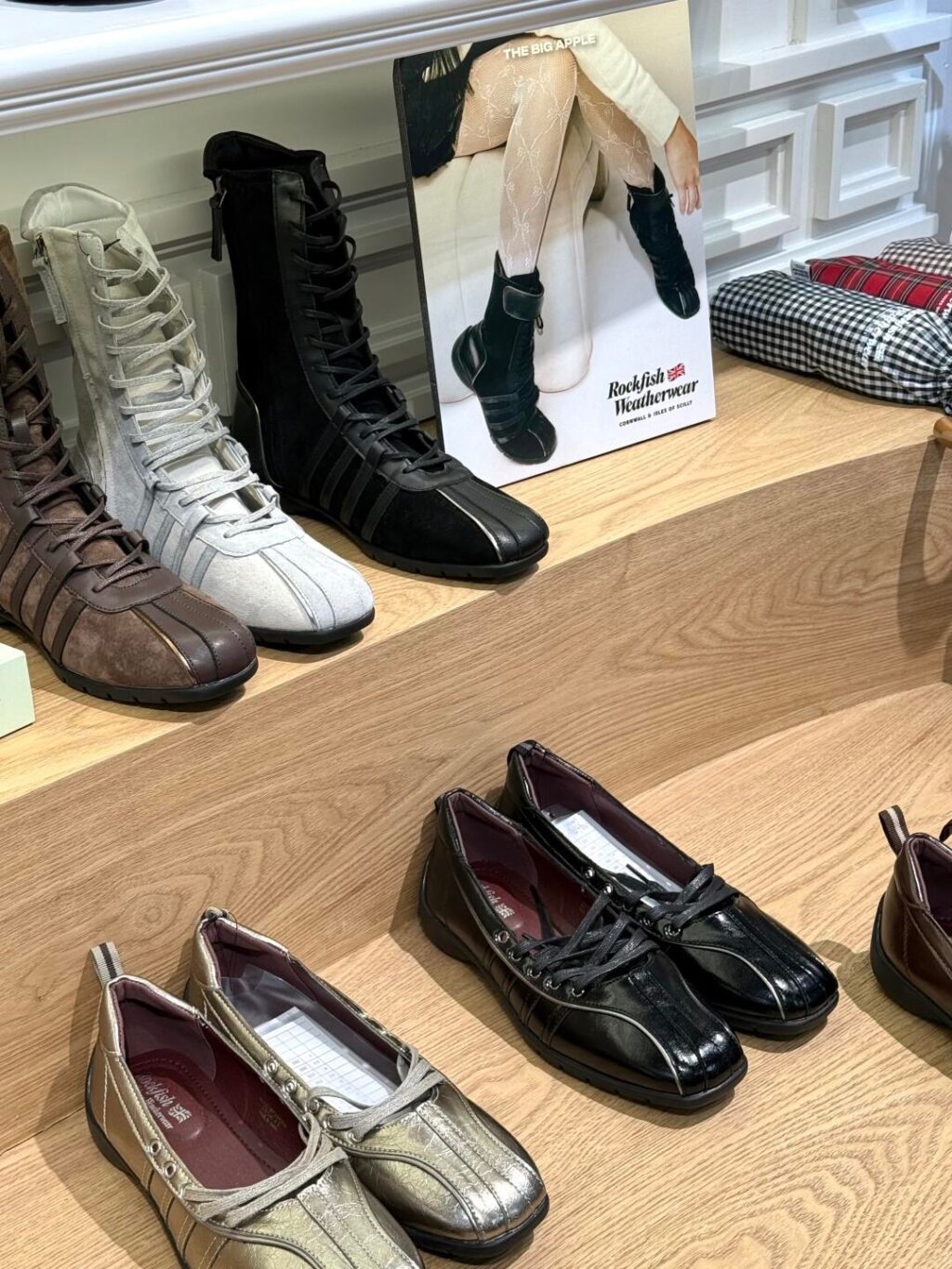 别再找代购啦！Jennie、张员瑛同款Rockfish终于要来新加坡开店了！韩国爆火的Rockfish其实是英国牌子！ - 🇸🇬新加坡省钱皇后 ...